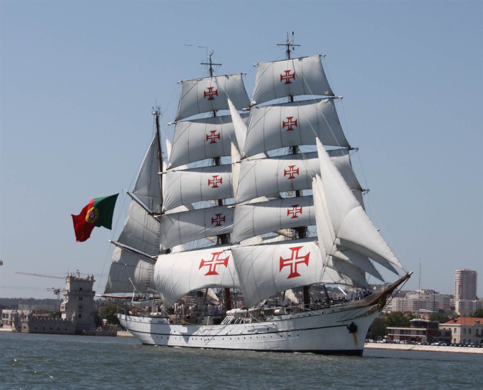 NRP Sagres aberto ao público este fim de semana em Lisboa