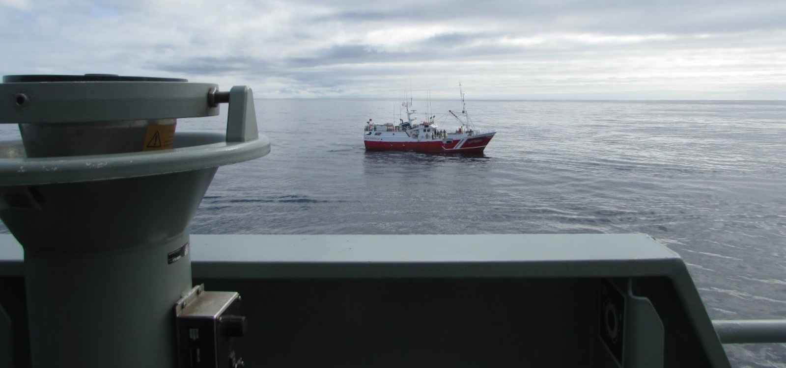 Marinha fiscaliza embarcações de pesca espanholas na ZEE dos Açores