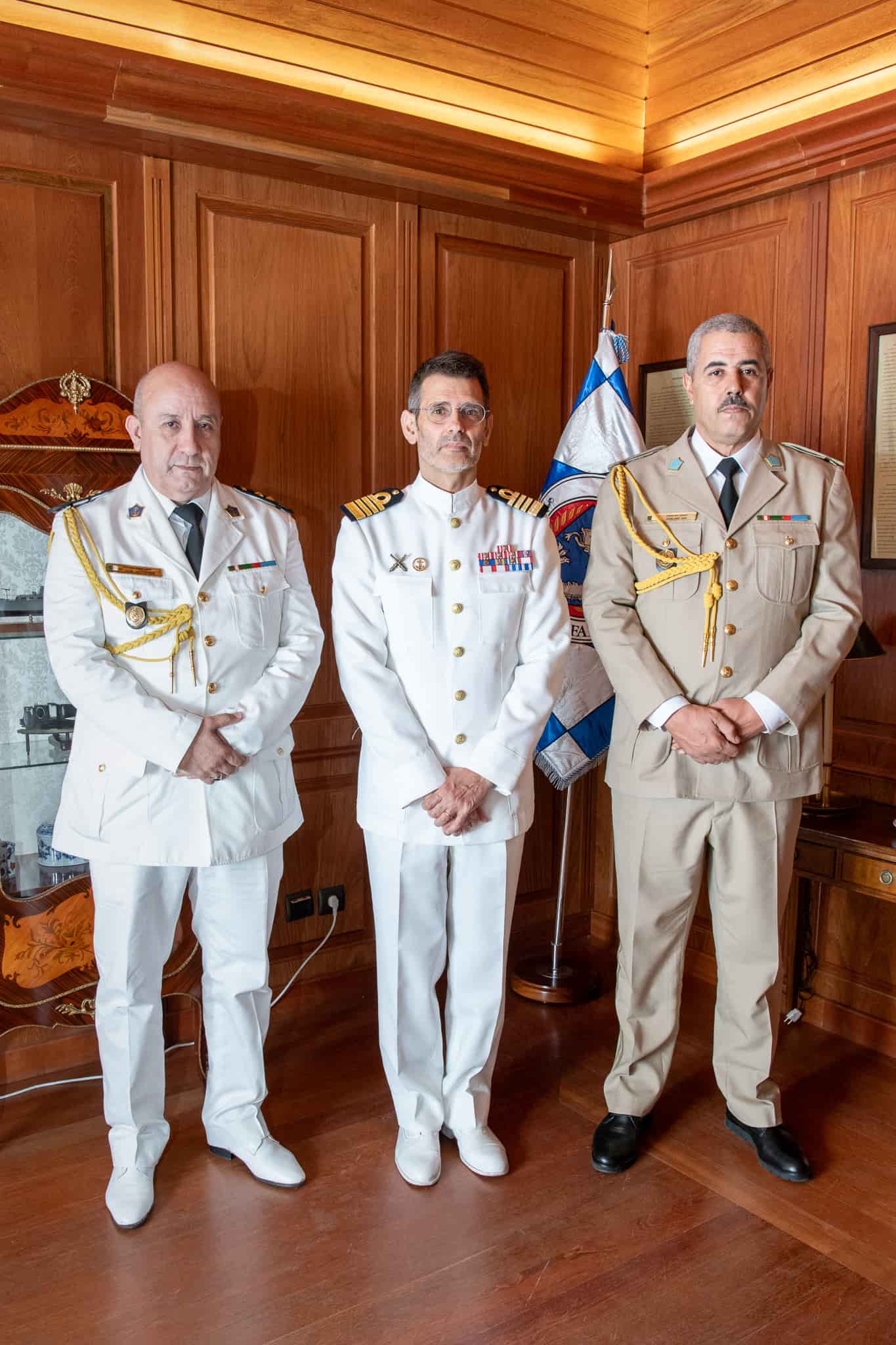 Visita de despedida do Adido de Defesa da Argélia à Marinha