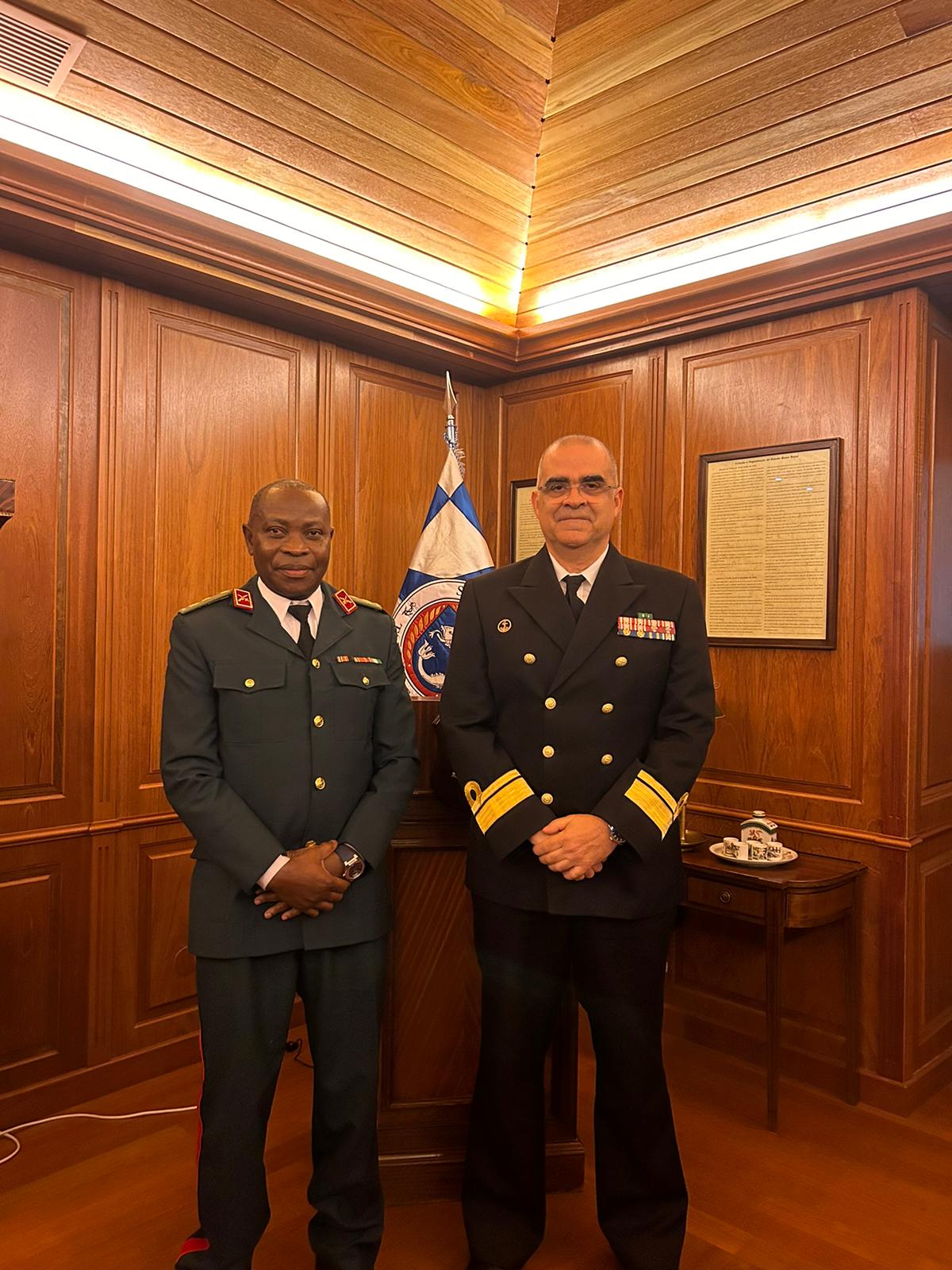 Marinha recebe visita do novo Adido de Defesa de Moçambique